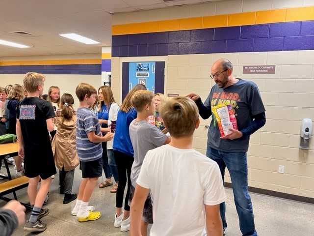 Live Feed | Eagle Middle