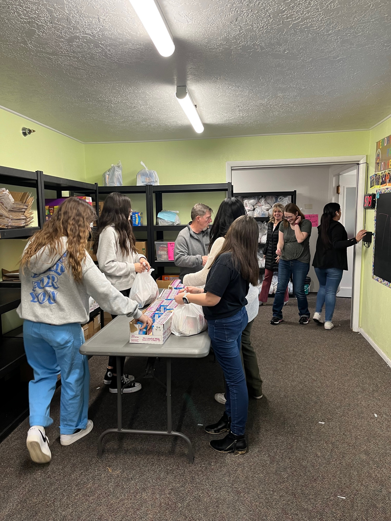 Live Feed | Lewis and Clark Middle School